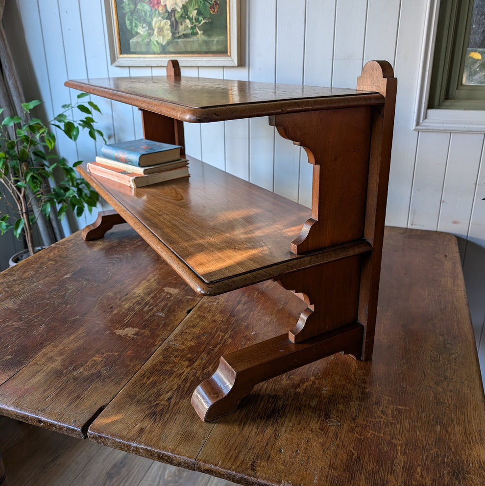 Victorian Countertop Shelves – Henry Paints Furniture